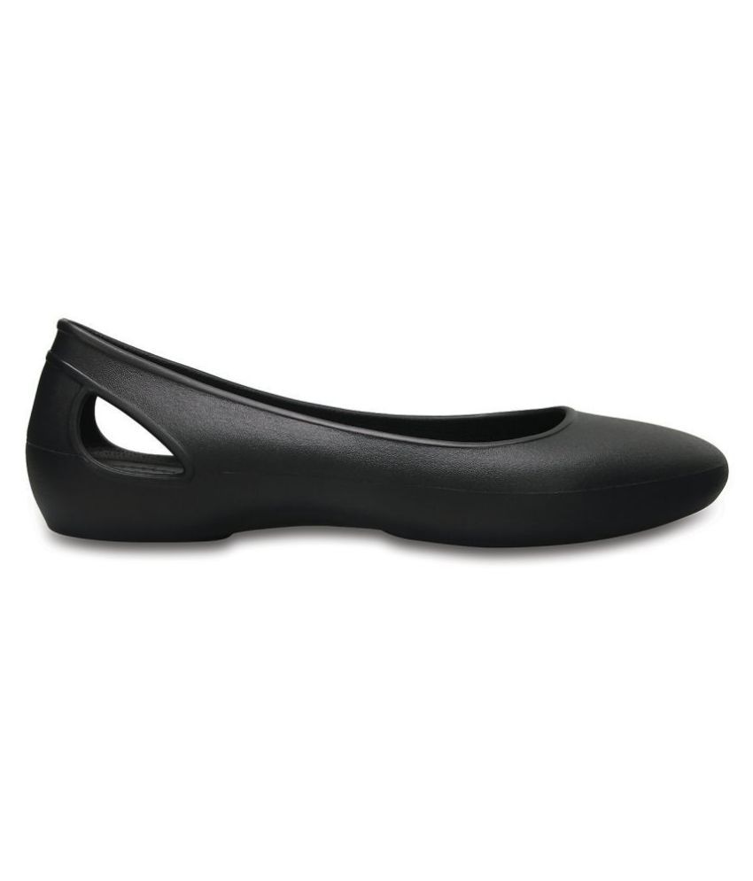 Crocs Laura Black Girls Flat Price in India- Buy Crocs Laura Black ...